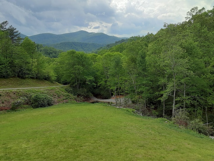 Mountainside Perch - Lake Lure, NC
