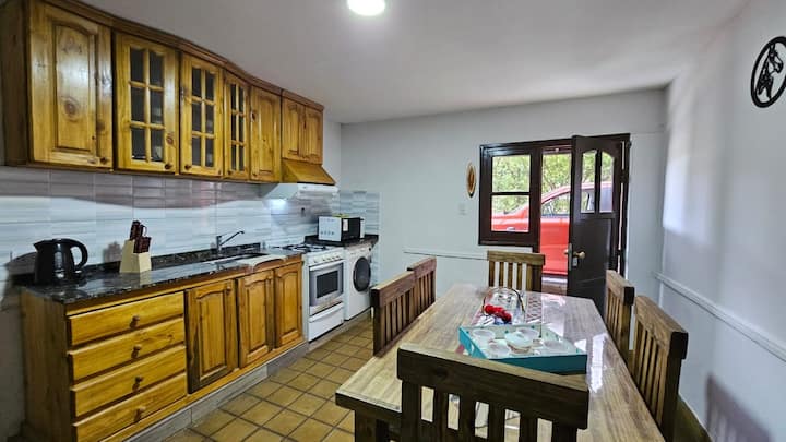 Casa 3 Dormitorios Piscina Cochera Jardín Starlink - アルゼンチン サン・ラファエル