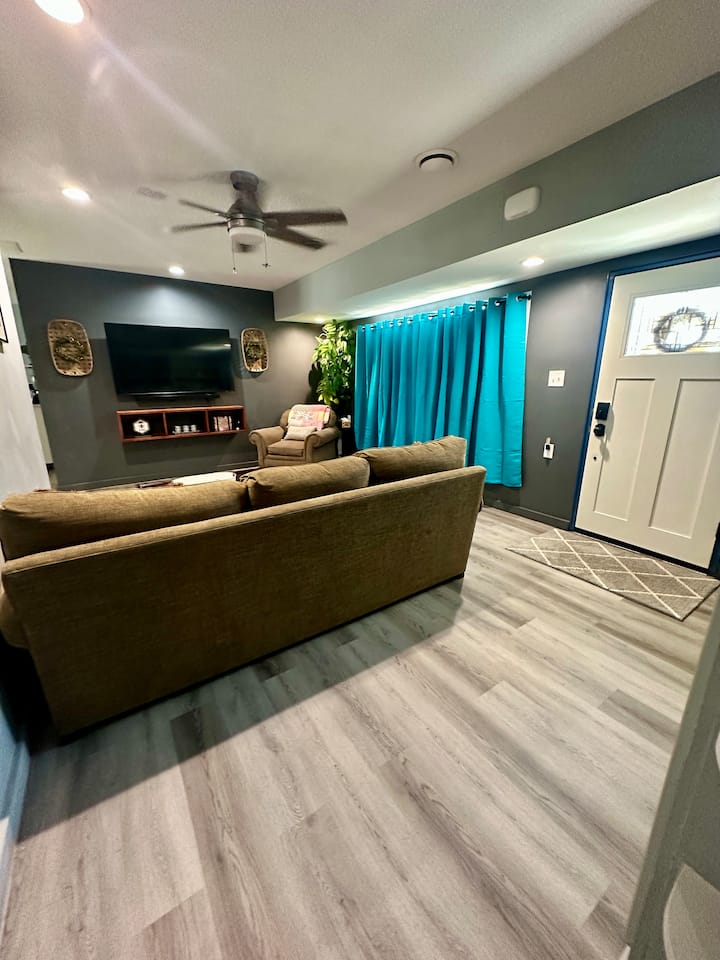 Magnolias Oasis - Columbia, SC