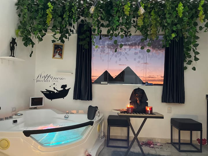 Pharaoh Pyramids View Stays - Giza