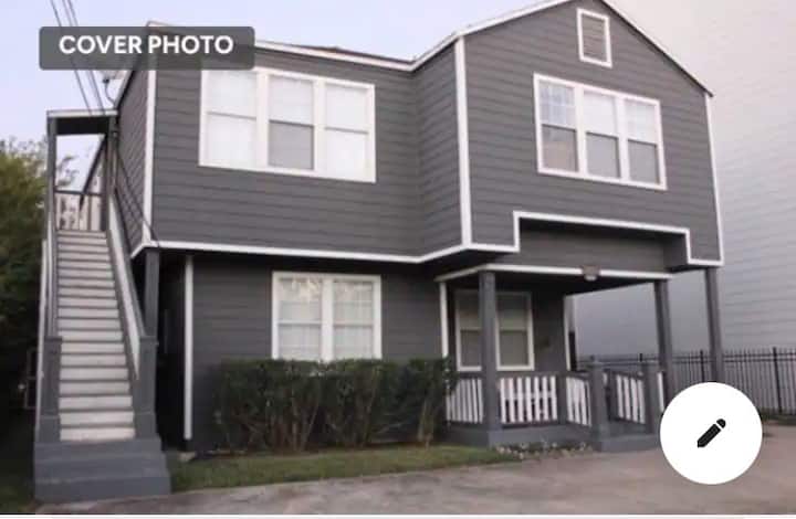 Midtown Art House - Houston, TX