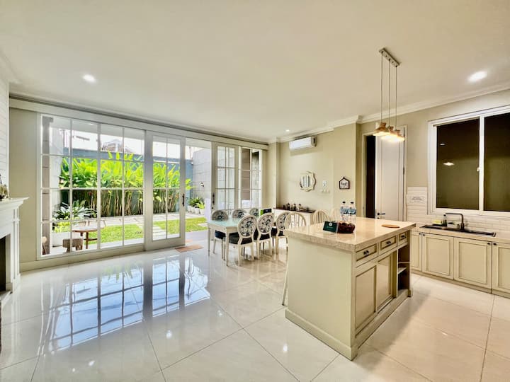 Urban Retreat - Ideal For Families & Long Stay - 족자카르타