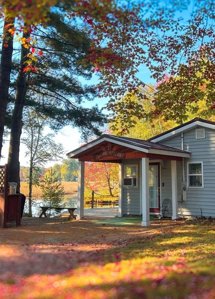 Lake Cottage, Great Fishing, Dogs Welcome! - Jackson Lake, Roscommon Township