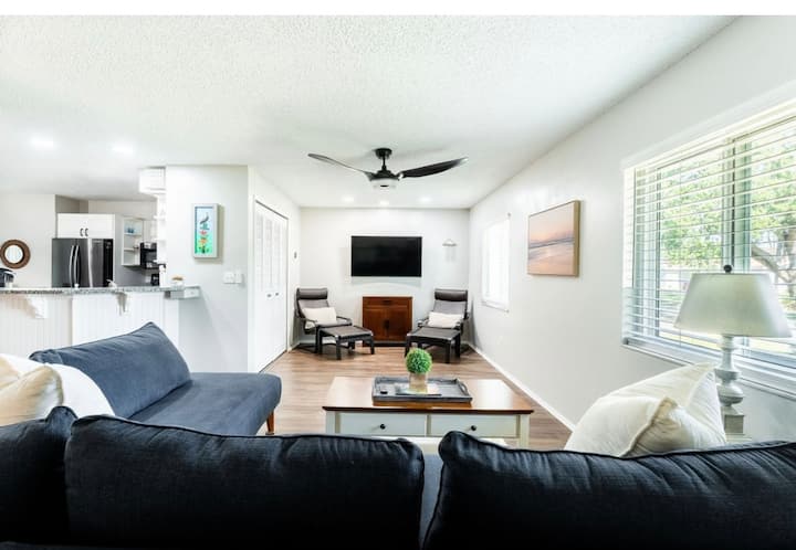 Casual, Relaxing 2/2 Sfh Remodeled, In Dunedin. - Dunedin, FL
