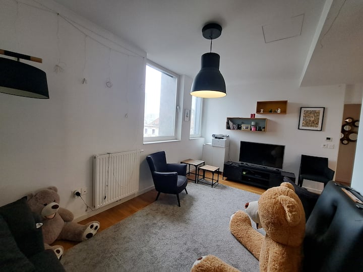 Appartement Paris Direct Aéroport Orly - Métro Nationale, Paris