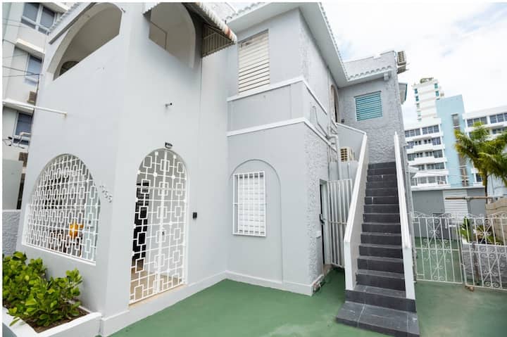 Condado Gem • Walk To Beach • Near La Placita - Puerto Rico