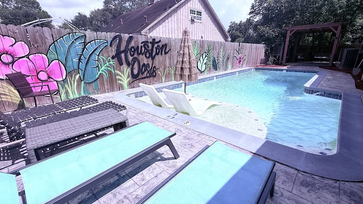 Private Pool ! King Bed ! Cozy Patio & Bbq 7b/4ba - Houston