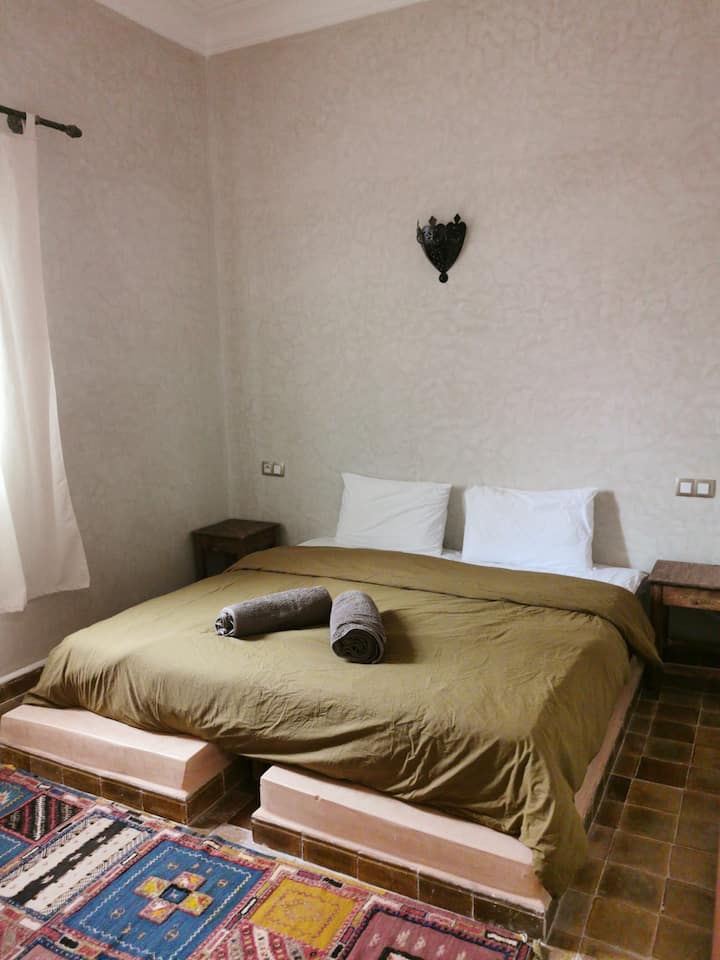 Chambre Confortable Avec Salle De Bain Au Village - Mhamid