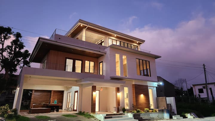 Casa Alta-monte De Luna - Ormoc