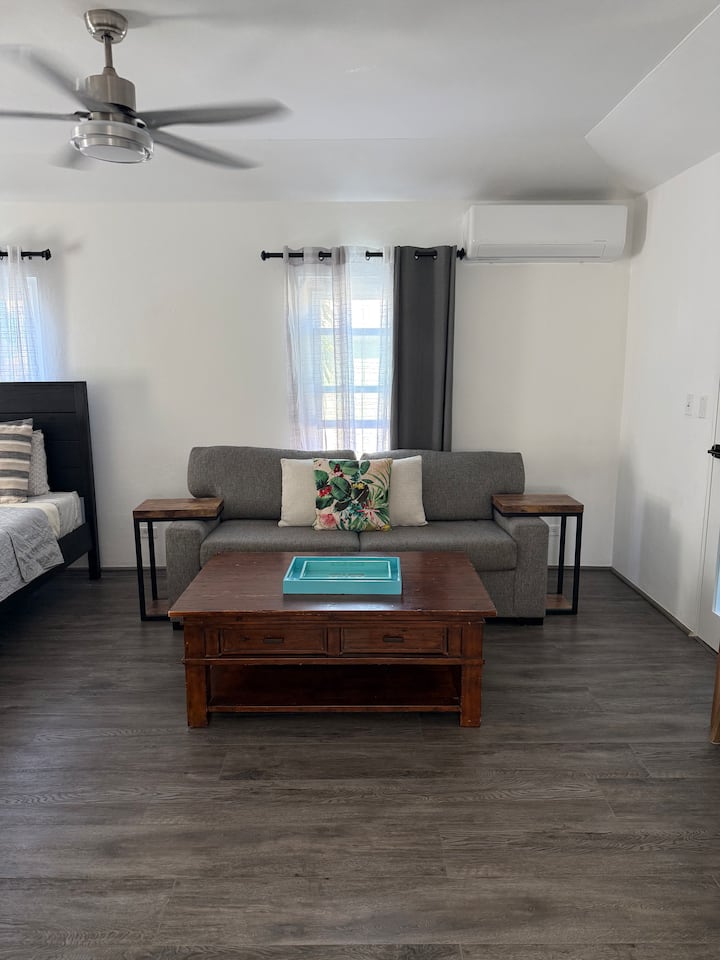 Stargazer Studio Cottage -Charming, Central & Cozy - Bermuda