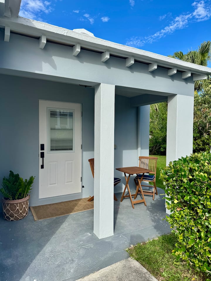 Stargazer Studio Cottage -Charming, Central & Cozy - Bermuda