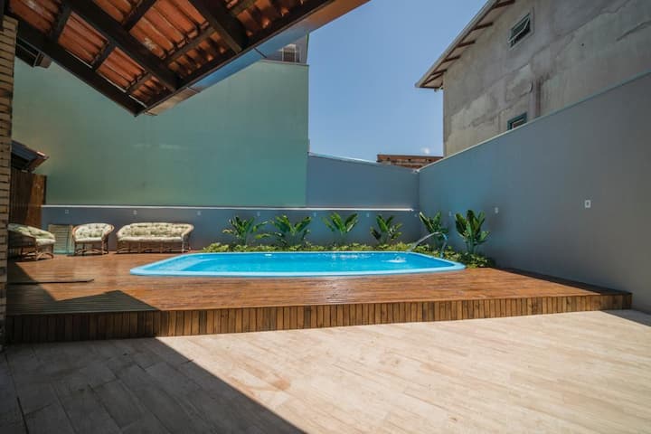 Casa Bombinhas Piscina 15 Pessoa - Bombinhas