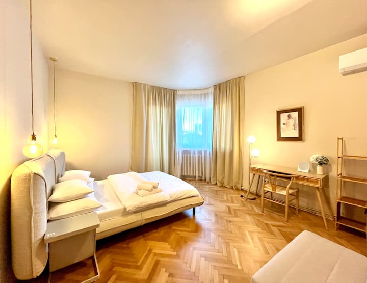 Wabi Sabi Triple Bedroom - Bucharest