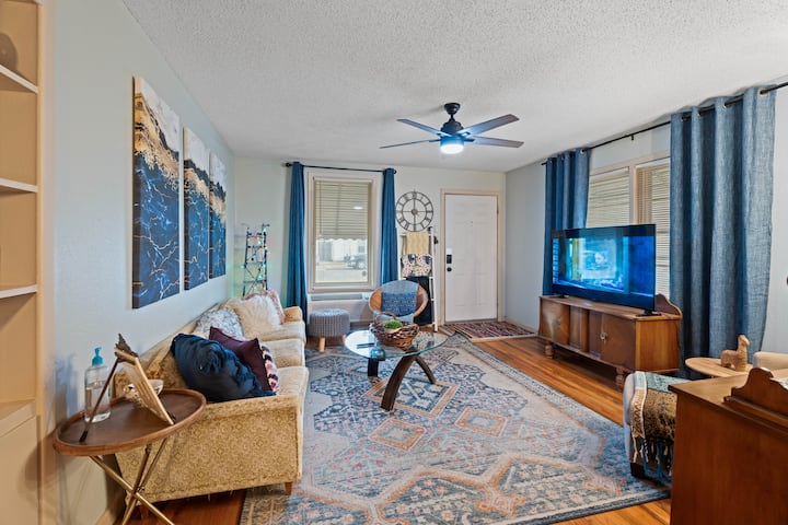 The Red Door W/ Covered Parking 2br - Lubbock, TX