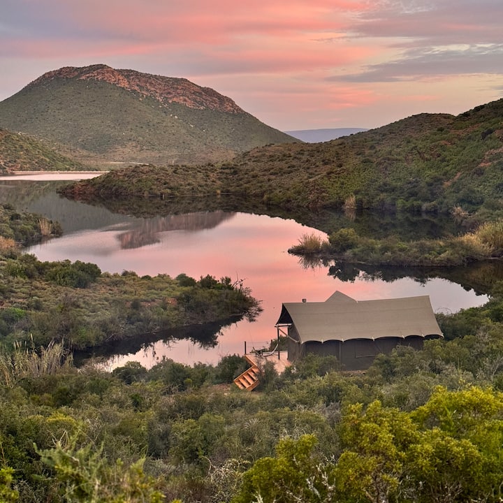 Arrive By Boat • Secluded Karoo Retreat • Hot Tub - Zuid-Afrika
