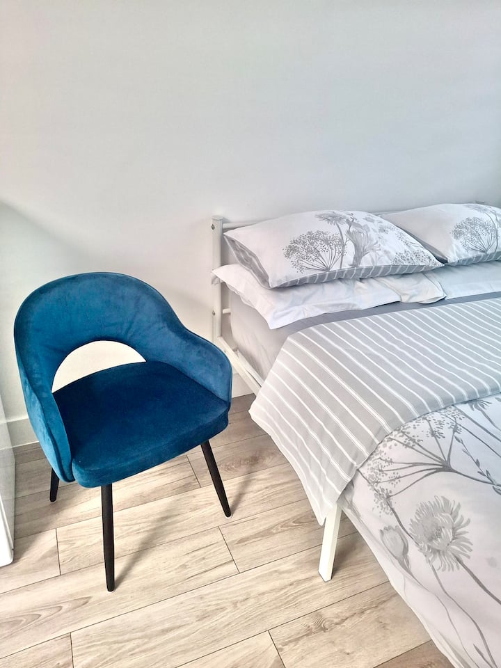 Studio Near Heathrew Airport - Ruislip