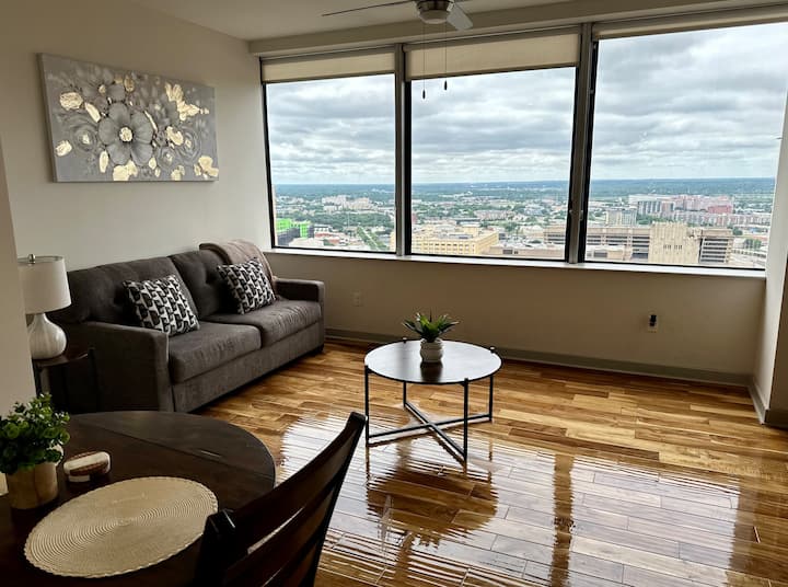 Boho 1br | City View | Parking Included - Dallas, TX