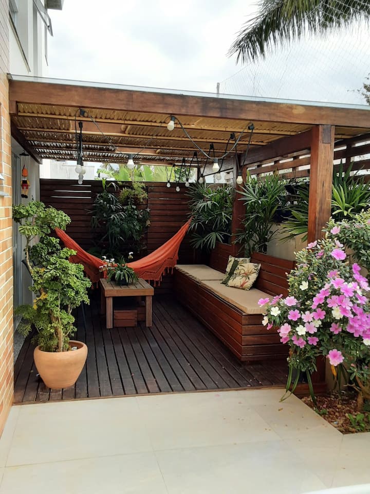 Apartamento Com Piscina Privativa - Florianópolis