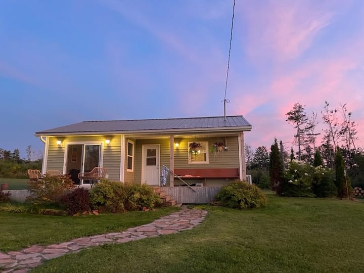 The Paper Shack - Cavendish Beach Music Festival