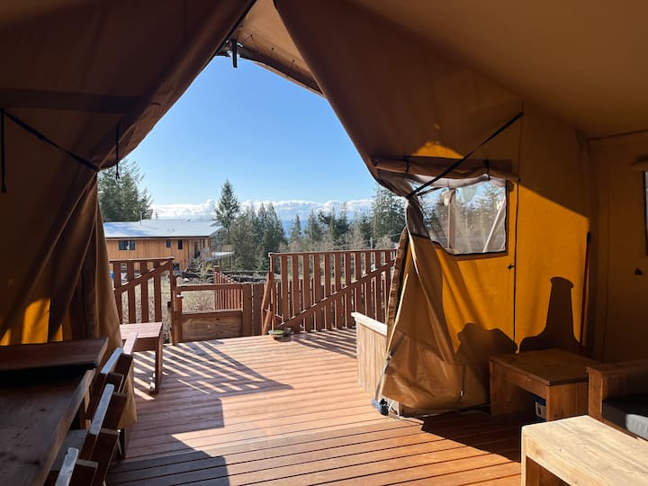 Deluxe Yurt In The Creek - Gibsons