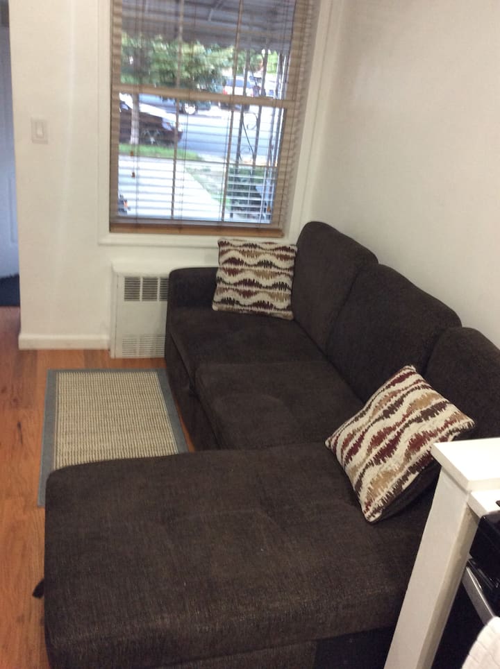 Cozy Canarsie Getaway, Brooklyn - New York, NY