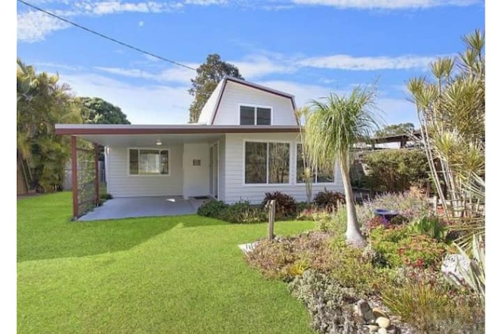 Dreamtime -  5 Ward St Hat Head Nsw 2440 - Hat Head