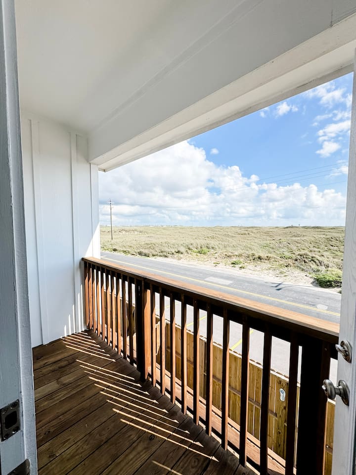 Surfing Shamrock Beach Townhome - North Padre Island, TX