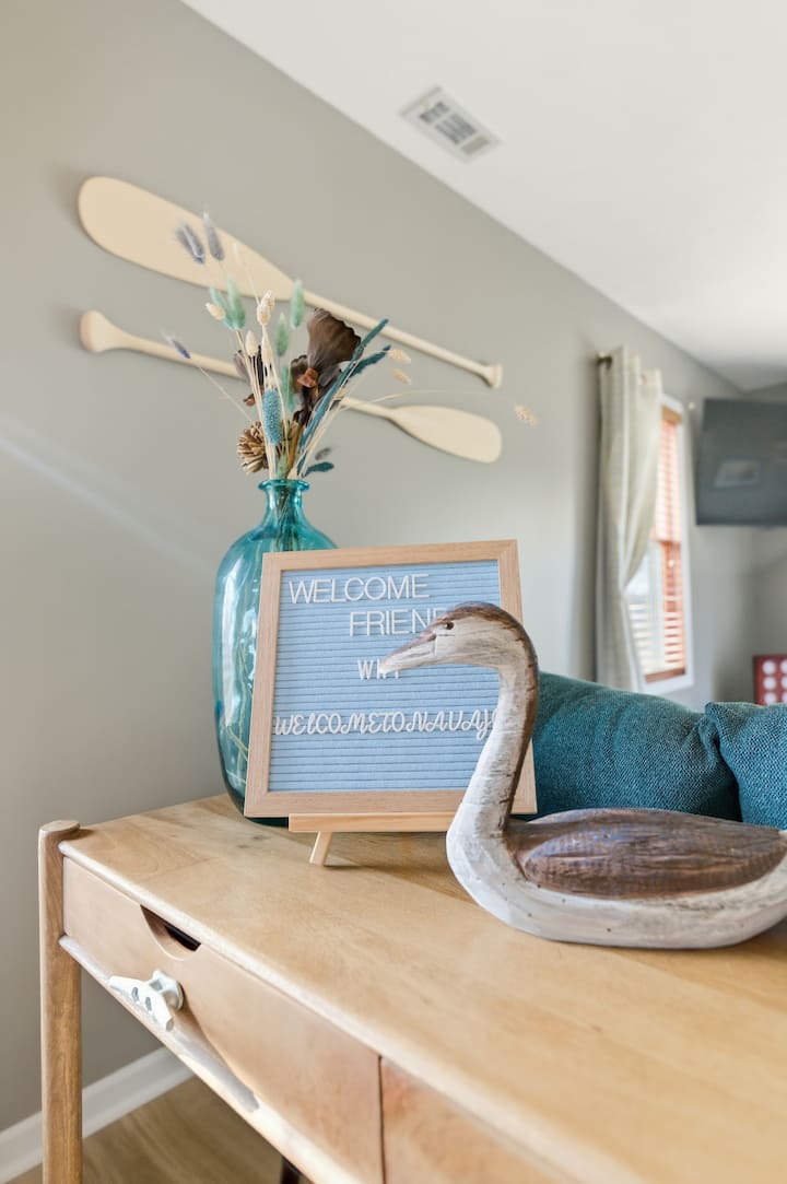 Cozy Lakeside Cottage For Families And Fun Seekers - Council Bluffs, IA