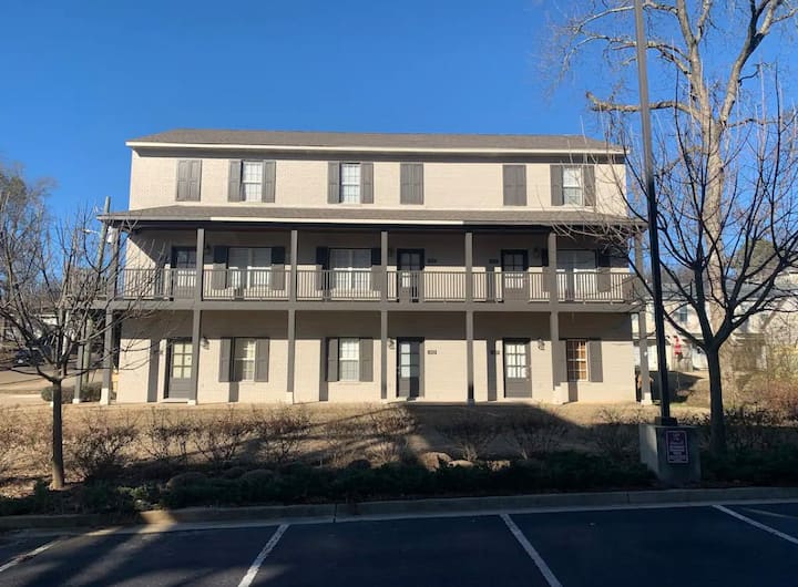 District Dawg House - Starkville, MS