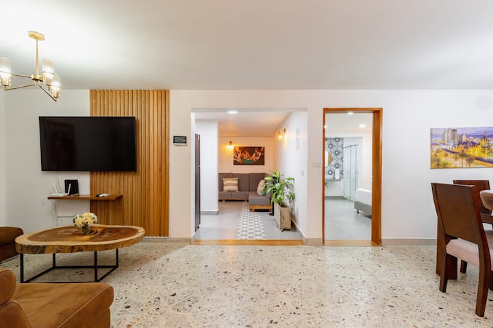 Amazing Villa W/ac & Jacuzzi In Provenza's Heart - Medellín, Colombia