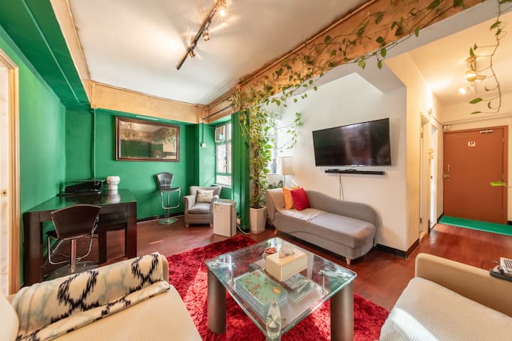 Entire Floor + Rooftop In Soho - Hong Kong