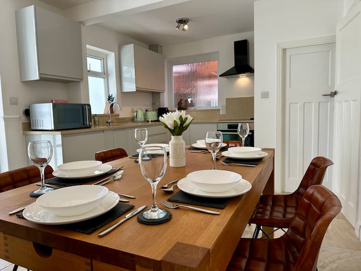 Beautiful House En-suite & Parking X 2 - Colchester