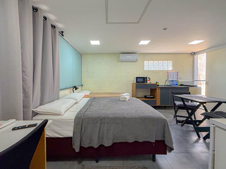 Loft Privativo Com Garagem - Cozinha Equipada + Ar - Blumenau