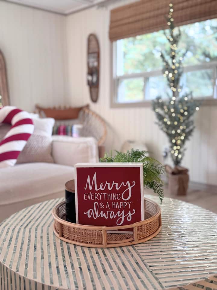 Cozy All-season Lakeside Cottage With Sauna - Kawartha Lakes