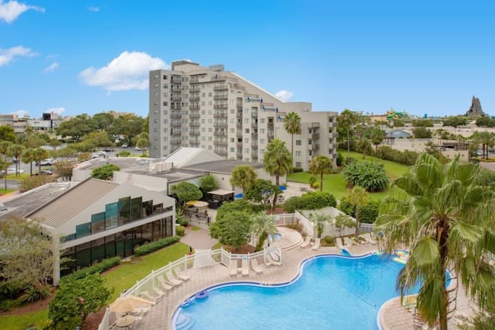 Perfect Getaway Location Near Universal - Orlando