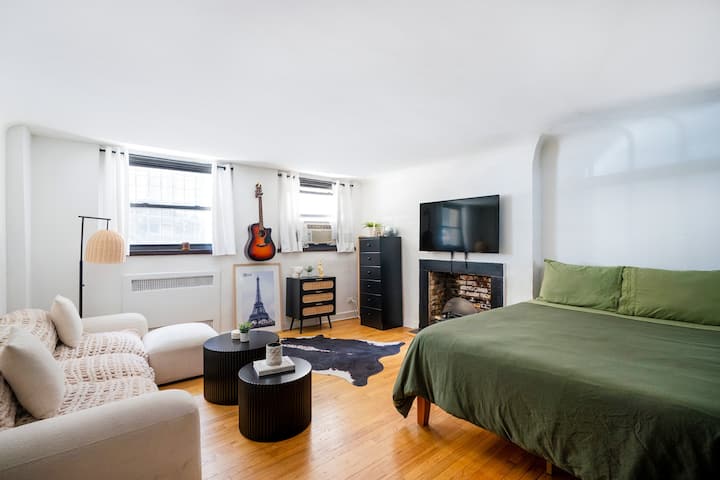 Charming Studio In Heart Of Soho - Brooklyn, NY