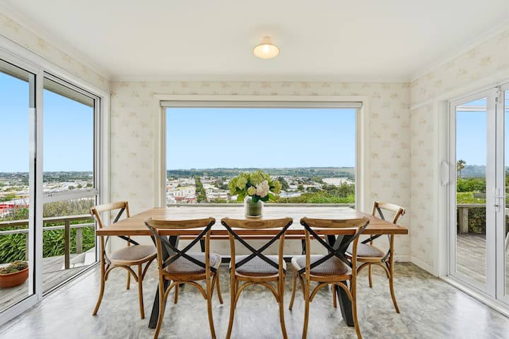 View Point On Tower. 
Stunning Views Of Whanganui - Whanganui