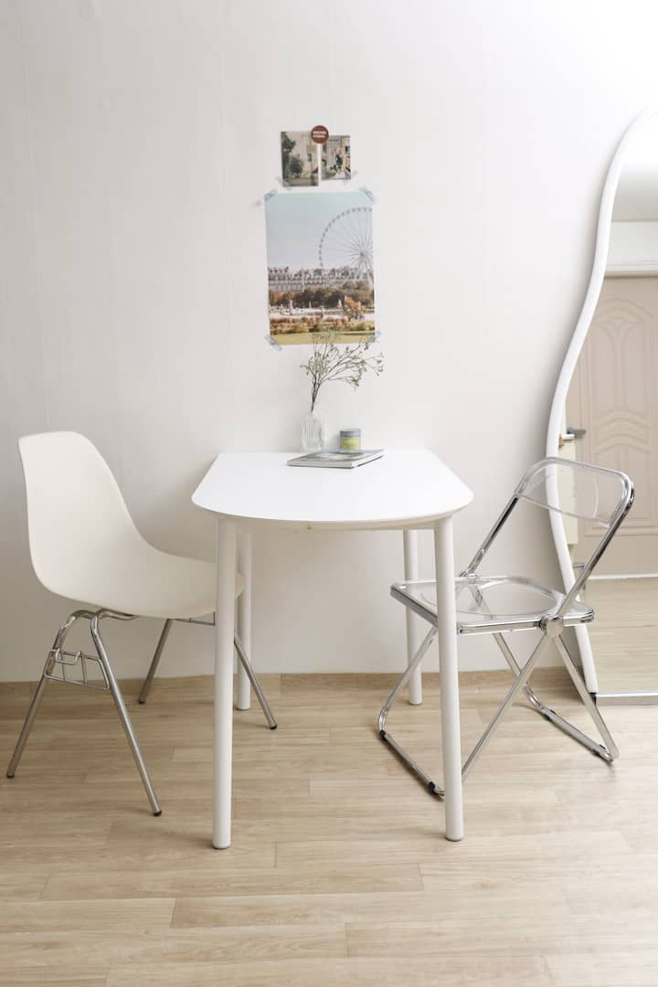 Hongdae_comfyhouse_ Hotel Quality Bed - Seoul