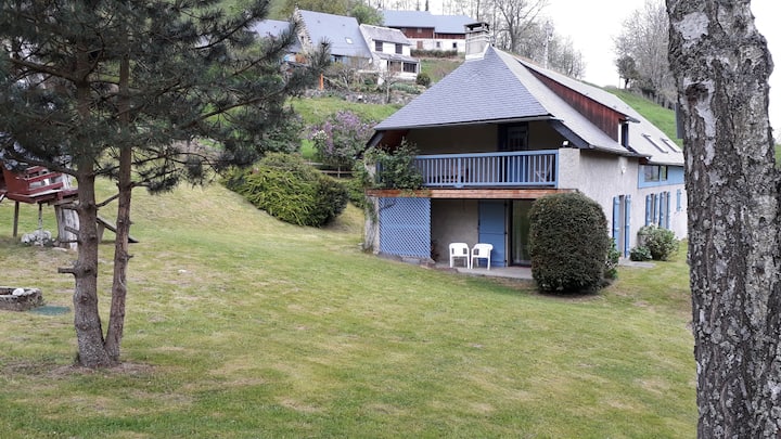Spacieuse Grange Au Pied Du Pic Du Midi, Au Calme! - Campan