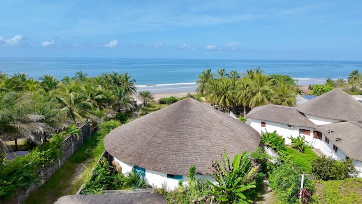 Face A La Mer Avec Piscine - Senegal
