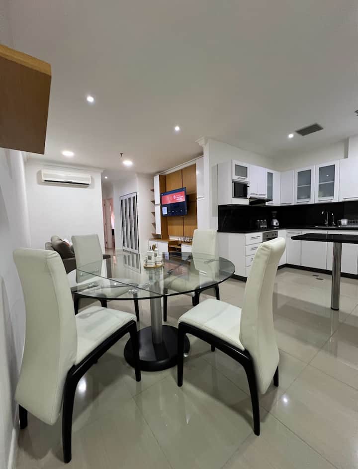 Apartamento 2 Habitaciones La Boyera - Caracas - Caracas