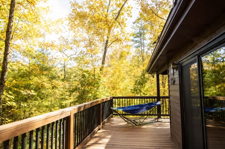 Spring Escape- Dog-friendly; Hike/fish Nearby; 2br - Suches, GA