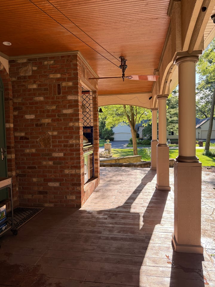 Vacation Guest Suite{bamboo Theme} - Holland, OH