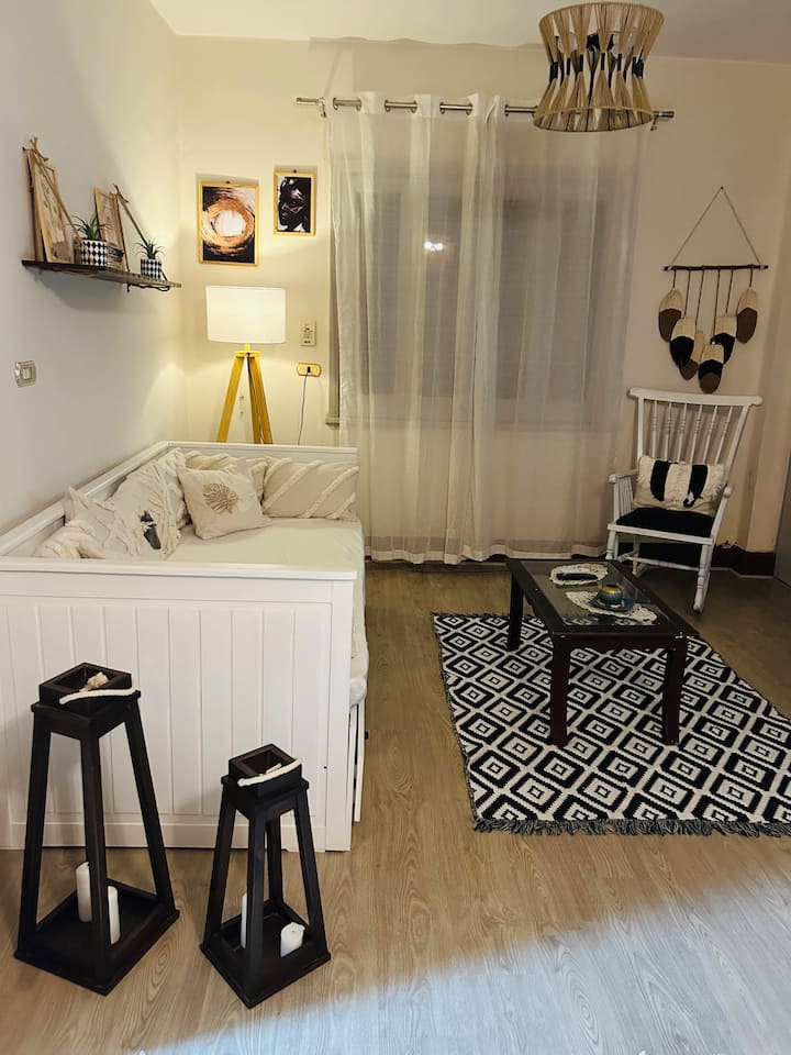 Downtown Flat 2 Min. To French Institute - Cairo