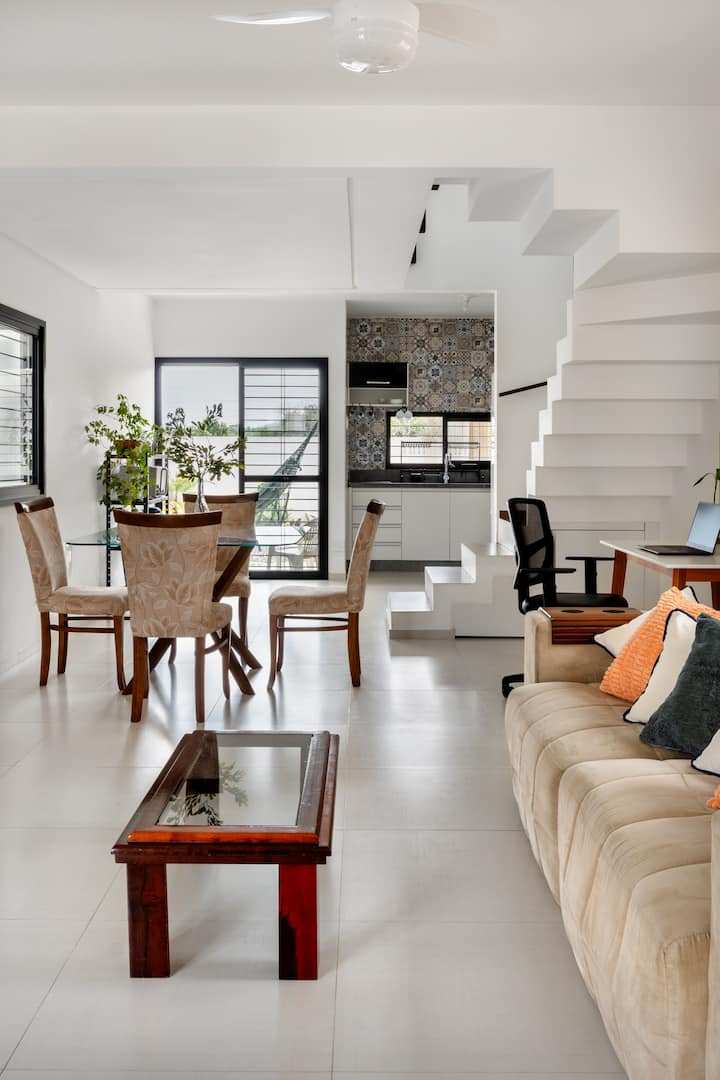 Casa Alto Padrão: Segurança, 500mbps & Petfriendly - Florianópolis