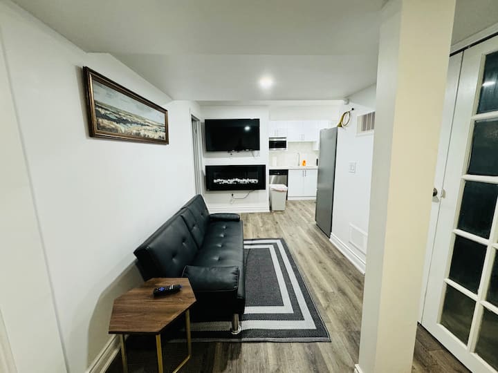 Charming 700 Sqft Retreat @Brampton - Brampton
