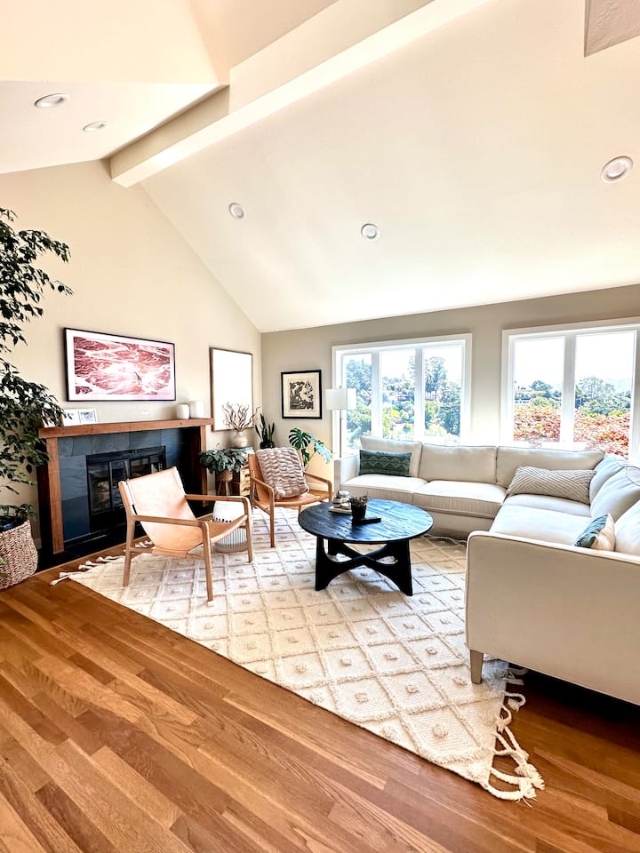 Beautiful Marin Headlands Home - Marin County, CA
