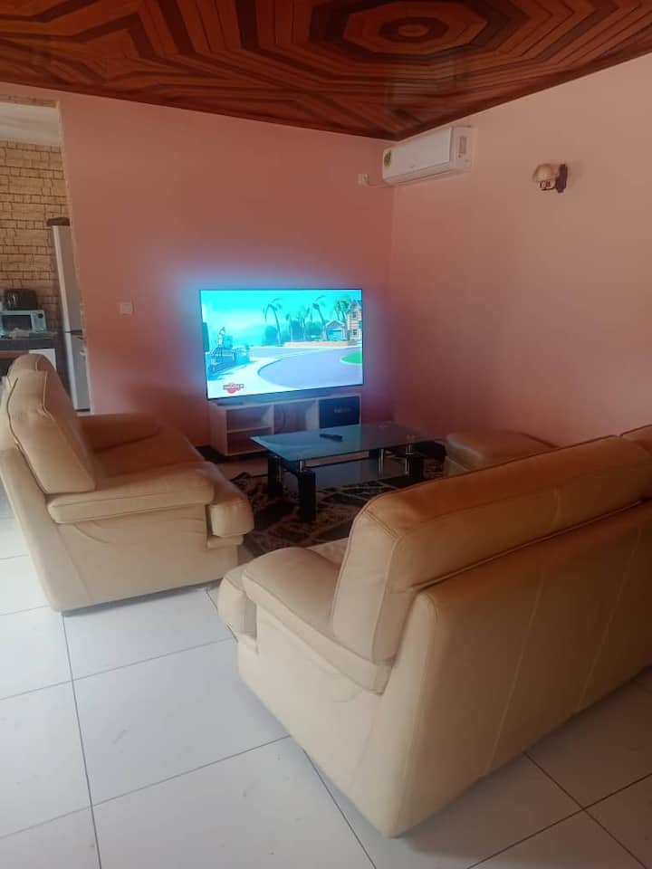 Appartement Familial Meublé Yaoundé Cmr - Yaounde
