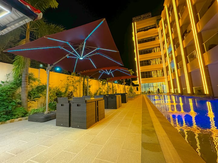 Affordable Comfort Hotel Room With Private Balcony - Coron