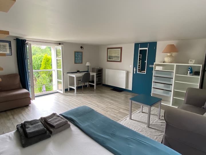 Logement Entier Indépendant / 2 Pièces (50m2) - Cergy